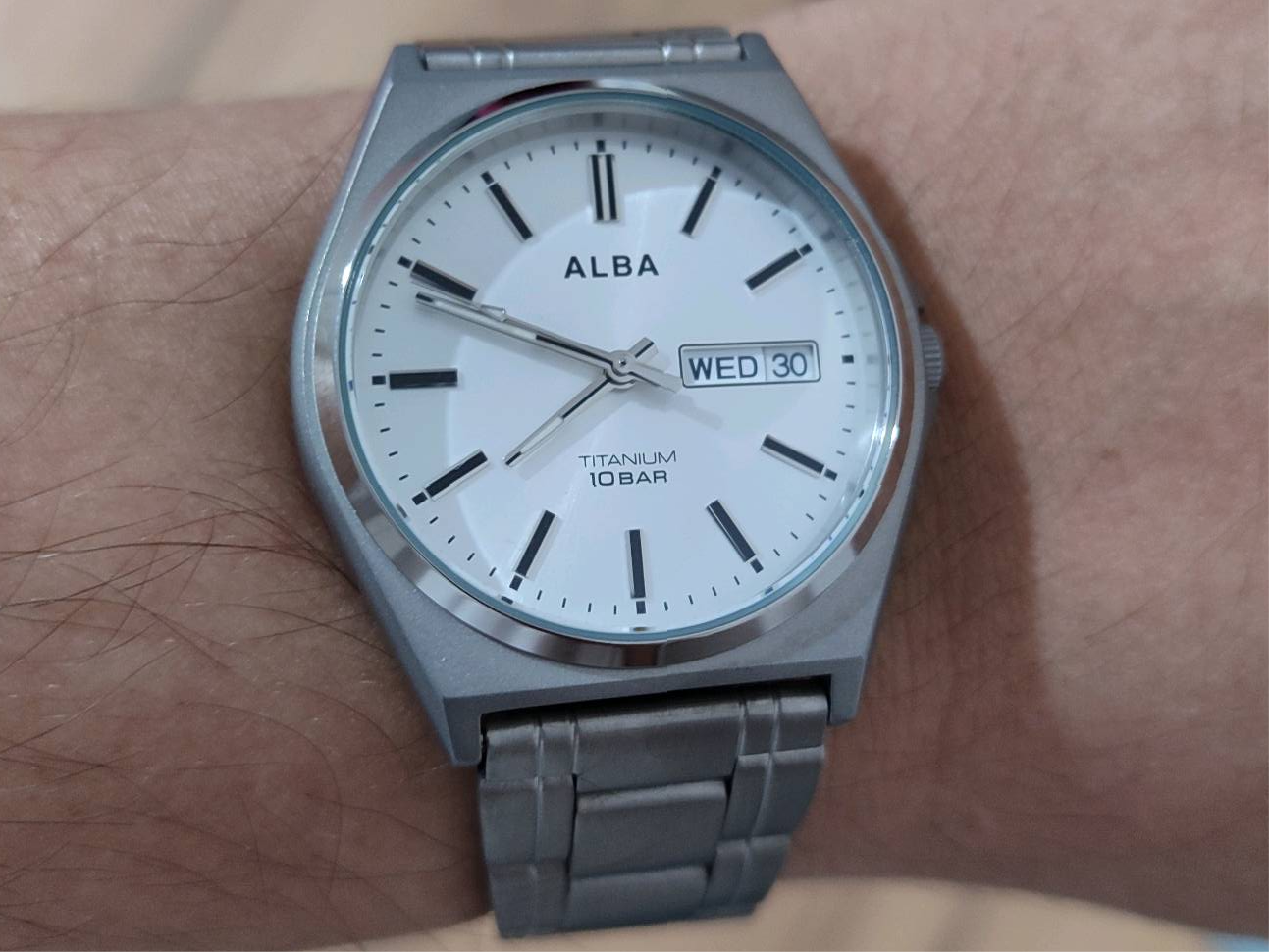 Alba AEFJ412 | WatchCrunch