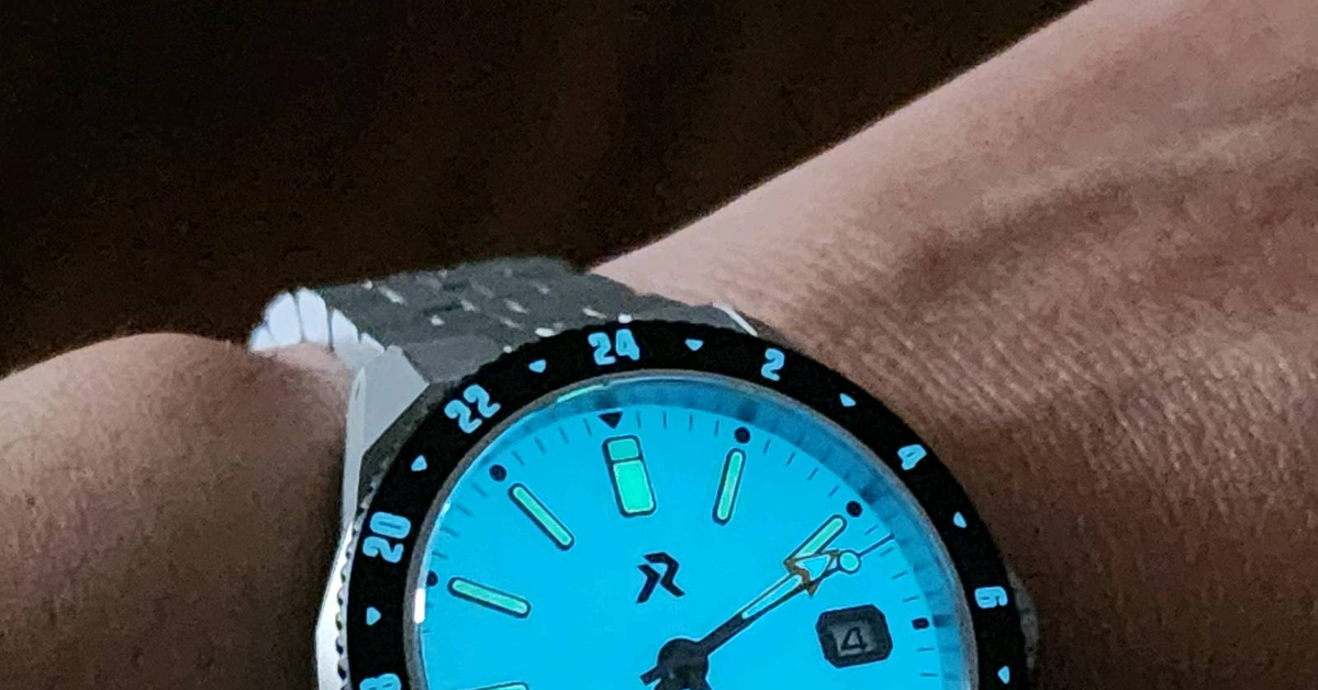 RZE Ascentus GMT | WatchCrunch
