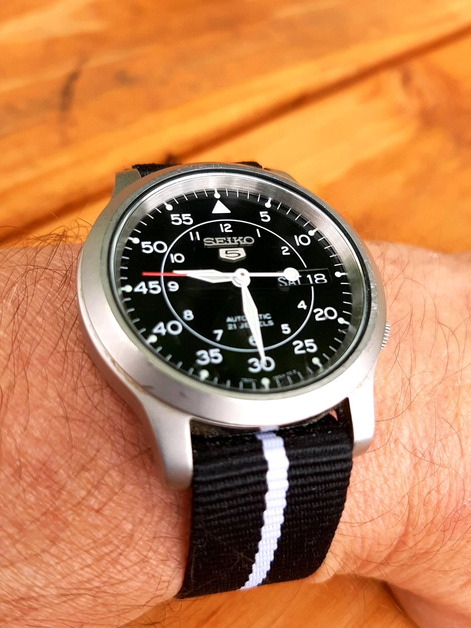 Field watch question | WatchCrunch