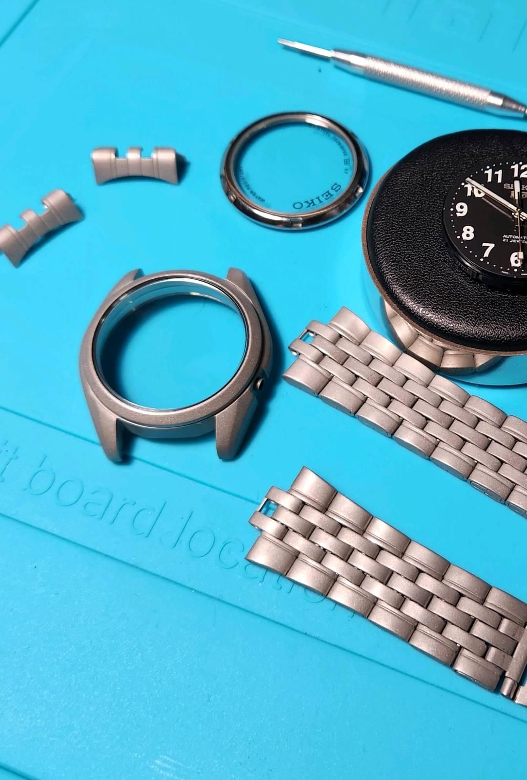 More Fun With Sand Blasting! (MACV-SOG?) | WatchCrunch