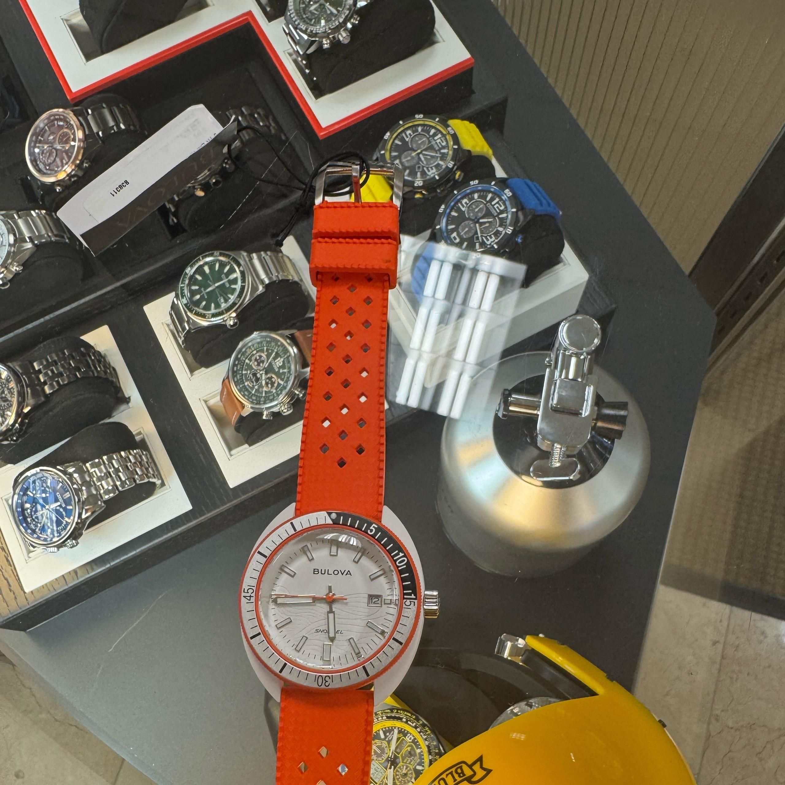 Bulova Snorkle Clown Fish | WatchCrunch