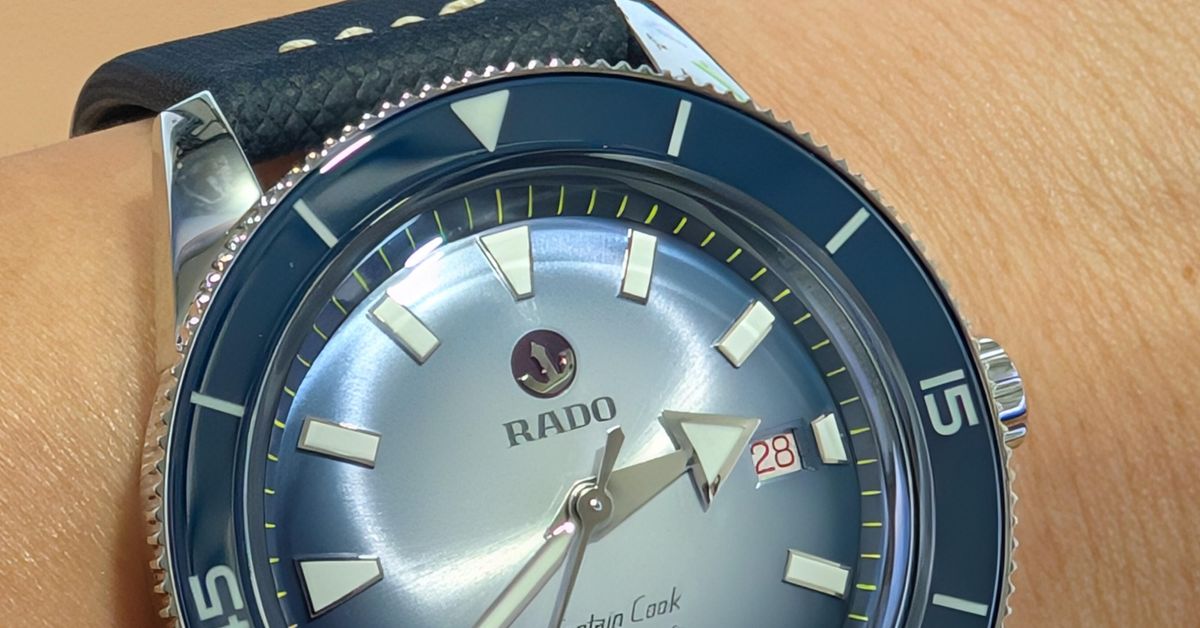 Rado Captain Cook R32154208 | WatchCrunch