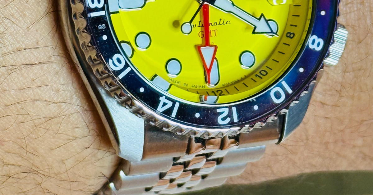 Seiko 5 Sports Yellow Dial GMT Stainless Steel Automatic Watch SSK017 ...