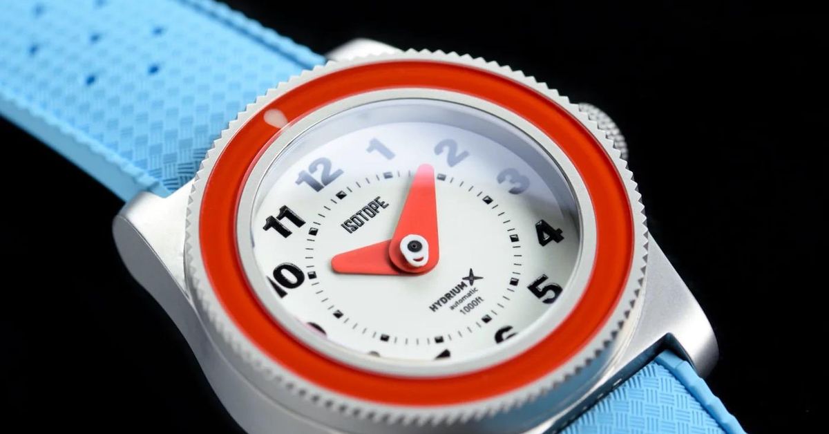 Isotope X Hydrium Watch and Wall clock | WatchCrunch