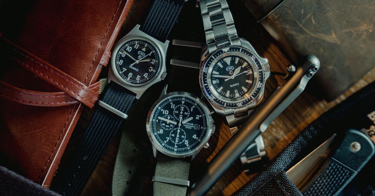 NWA: CWC 1989 G10 Military Issued; Military Watch Land/Sea/Air Trifecta ...