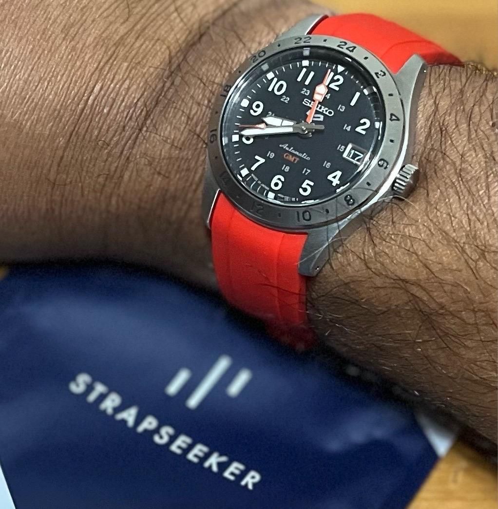 New Strap for Seiko 5 SSK023 Field GMT | WatchCrunch