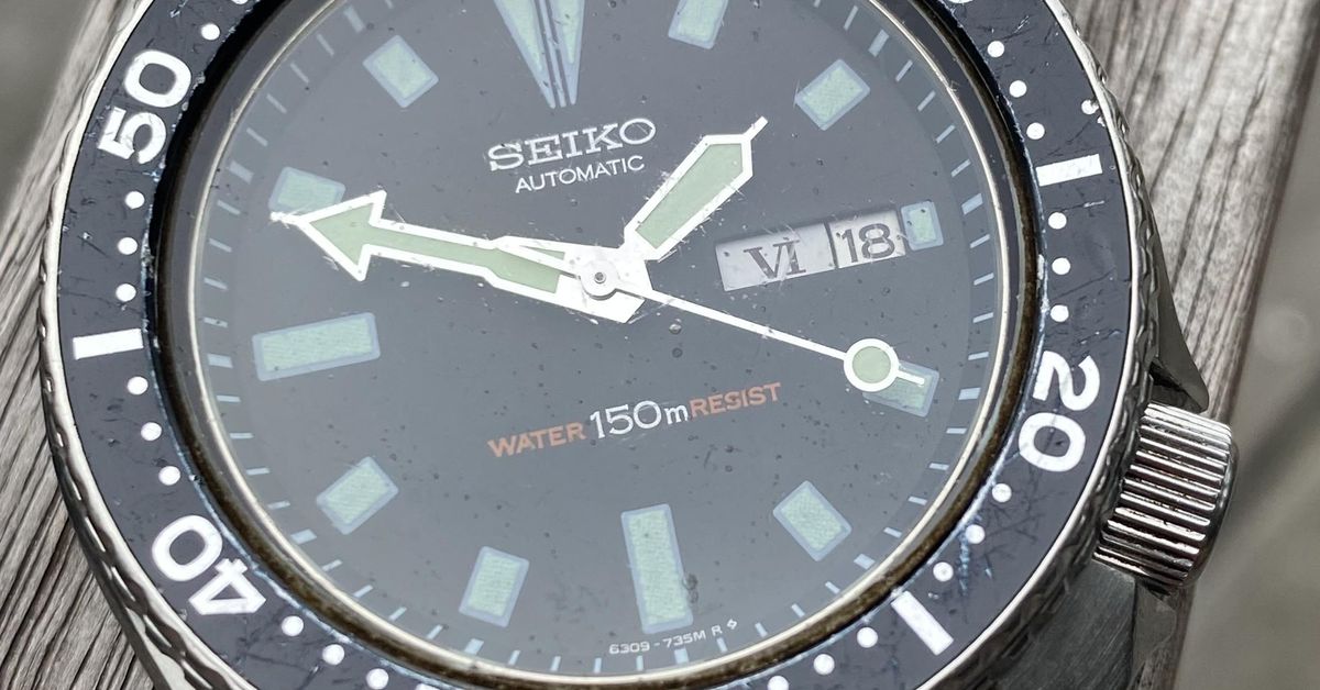 On the bench this week a Vintage Seiko 6309-7290 from 1982 | WatchCrunch