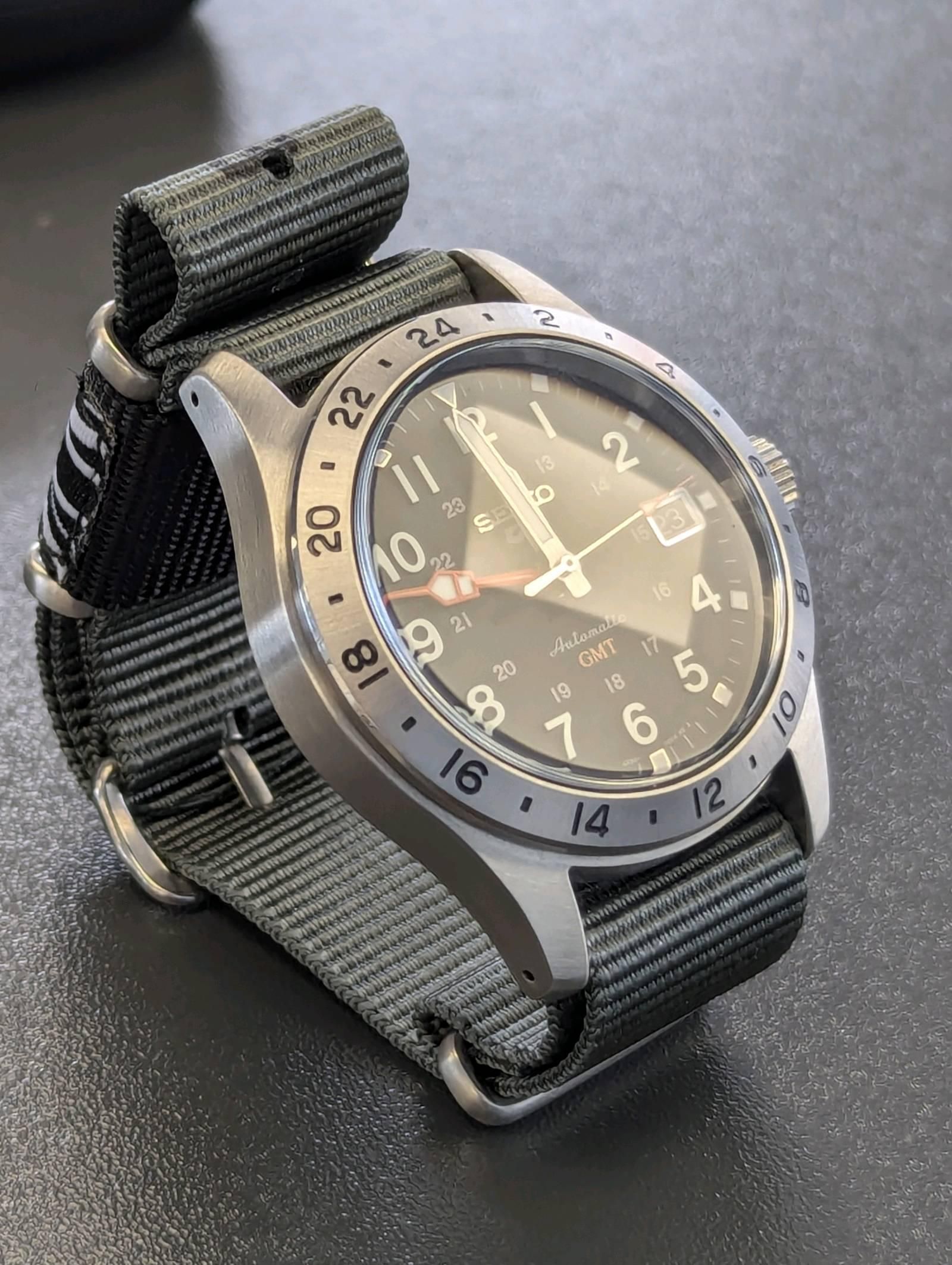 Grey CWC NATO strap on Seiko SSK023 | WatchCrunch