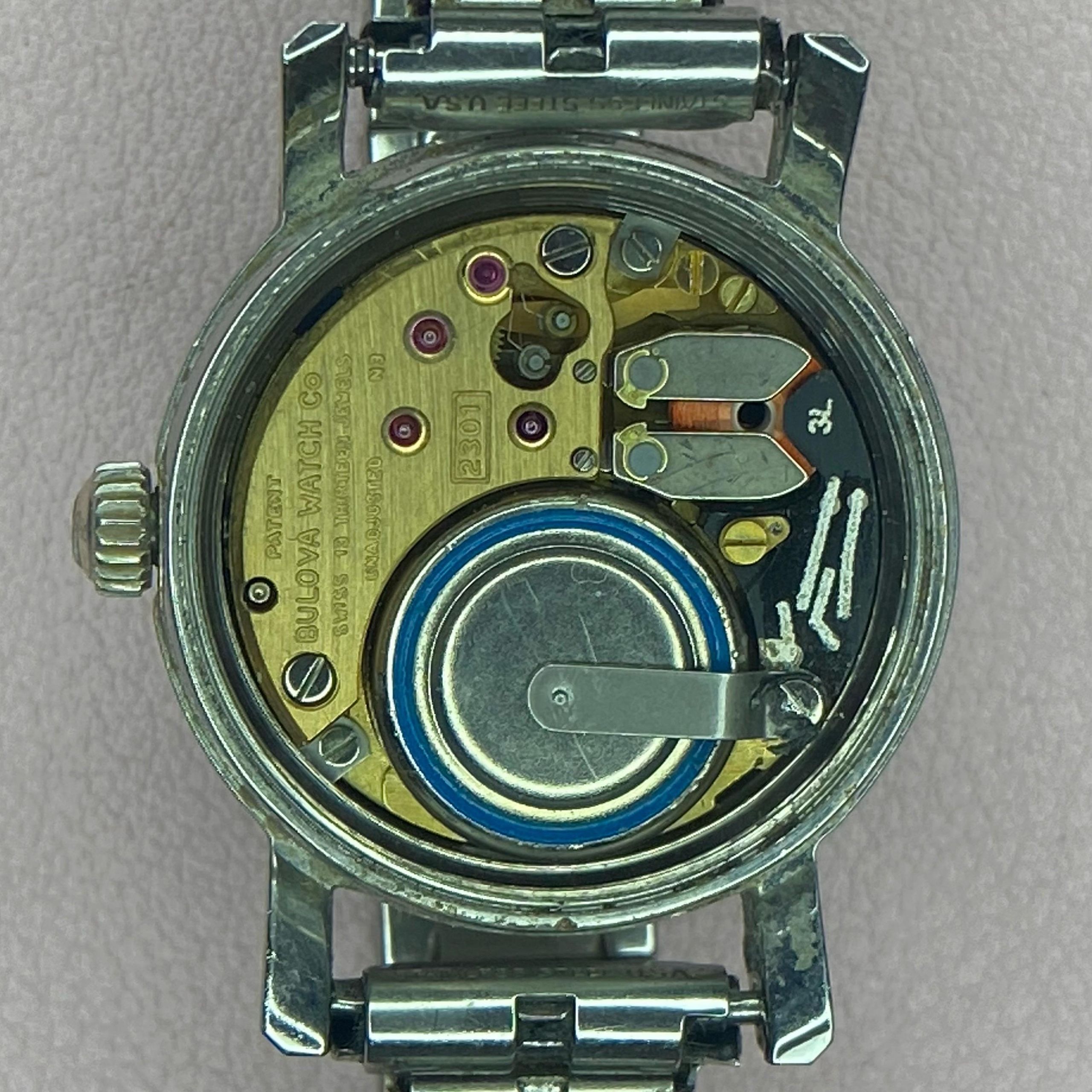 Lamp for amateur watchmakers | WatchCrunch