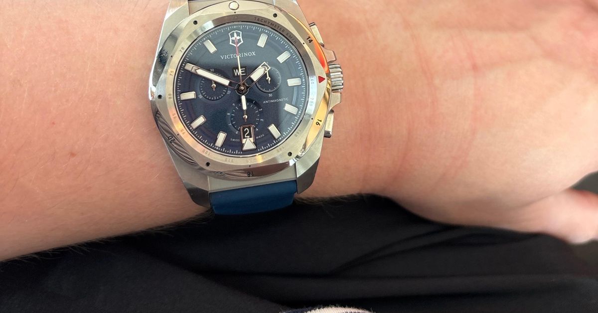 Victorinox Inox Chrono | WatchCrunch