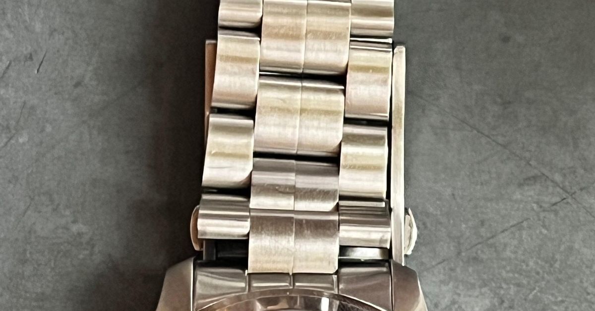 Hamilton Murph (42mm) dial alignment | WatchCrunch