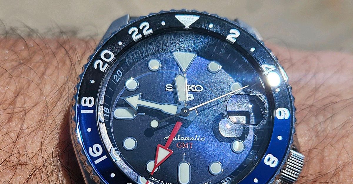 Seiko 5 Sports GMT SSK003 | WatchCrunch