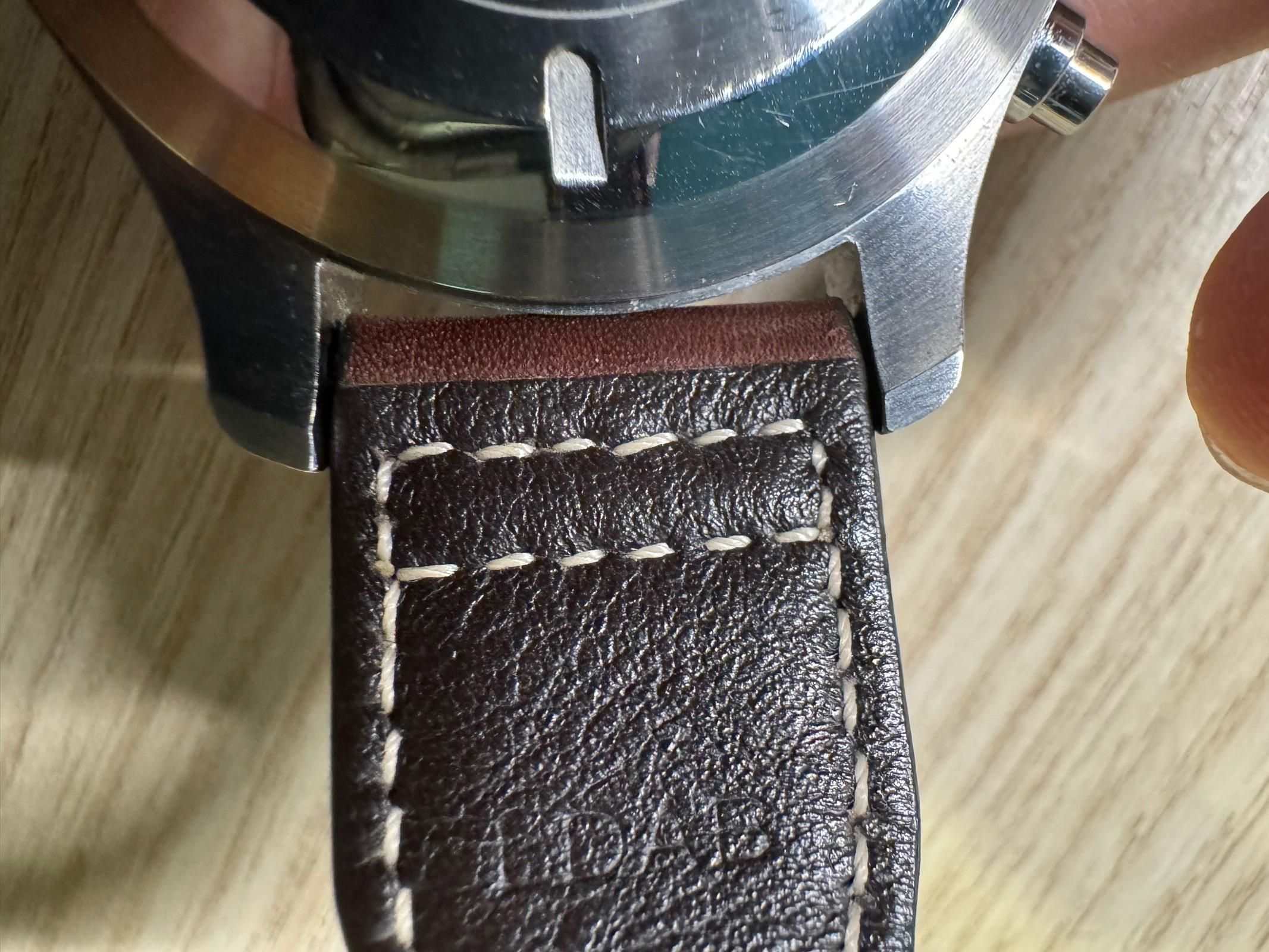The gap between the strap and watch case. Minor details that I wish has ...