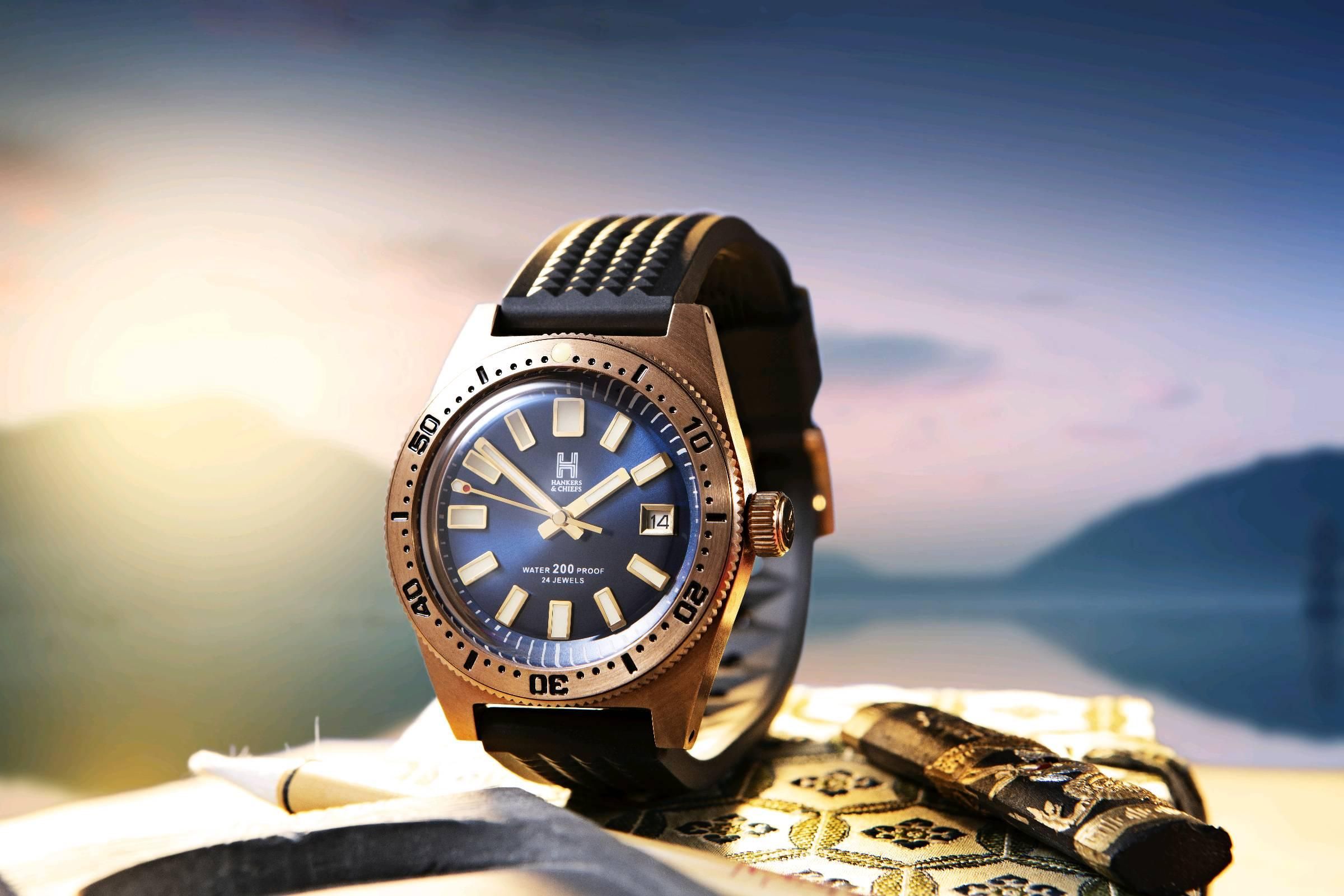 The Blue Dial Version of my own Seiko Homage. The lume is fantastic 😍 ...