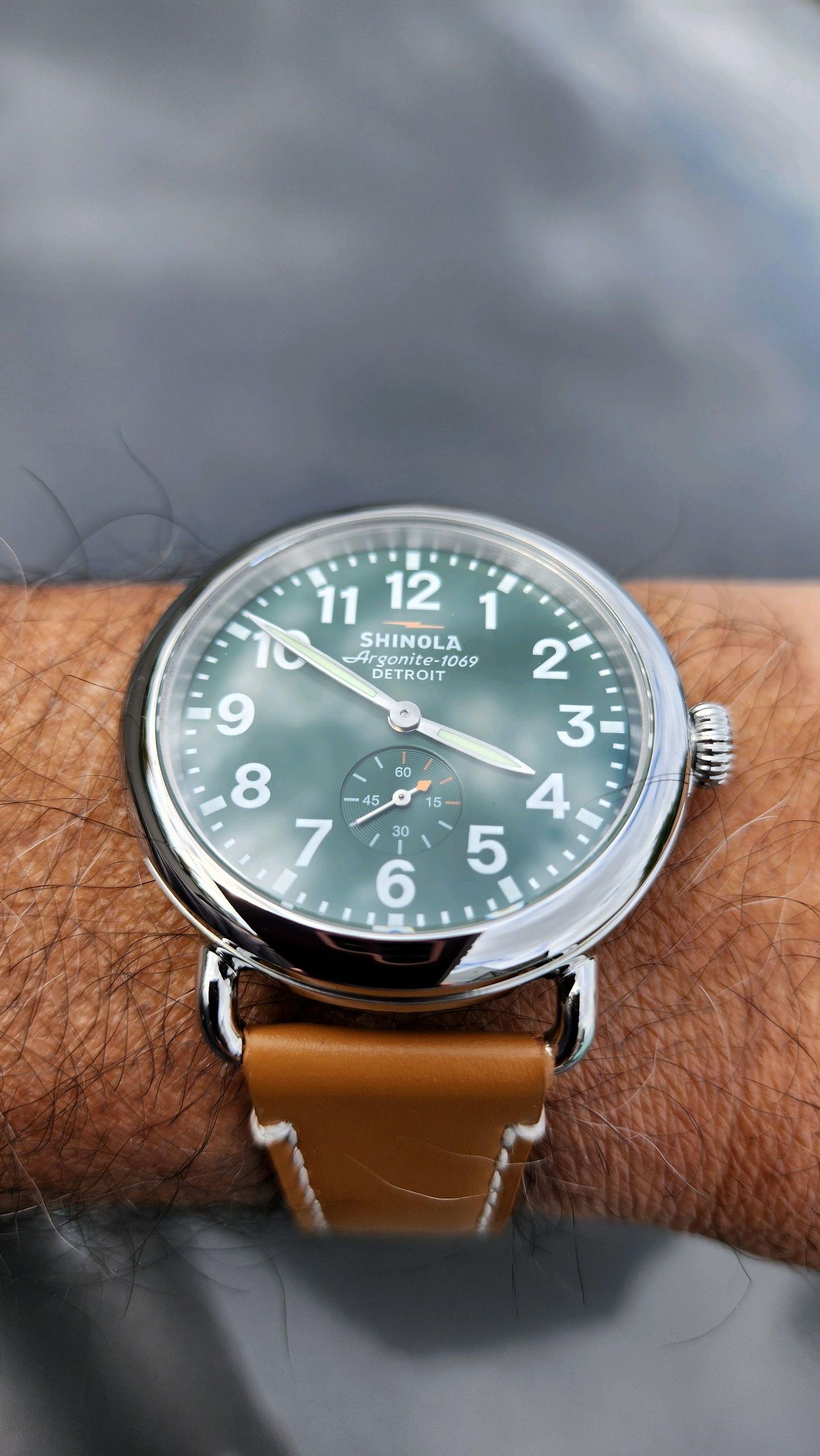 SHINOLA Runwell | WatchCrunch