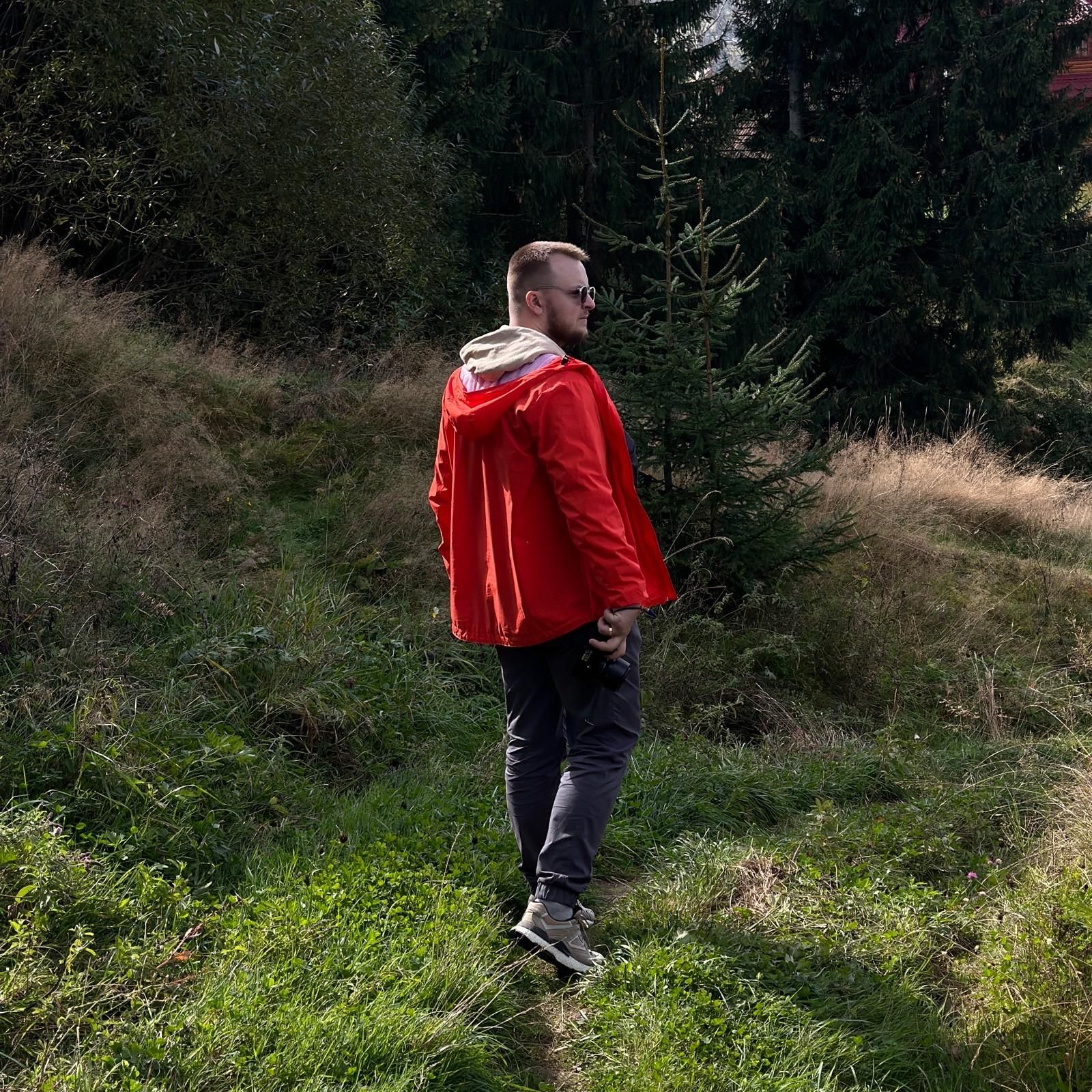 yarko_knife | WatchCrunch