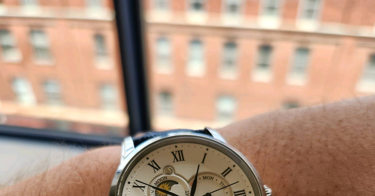 Orient Sun & Moon v2 Review: Orient's Unsung Hero | WatchCrunch