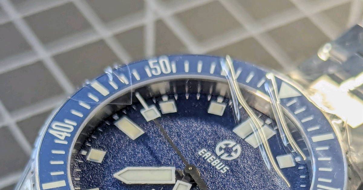 A New Era-bus...? | WatchCrunch