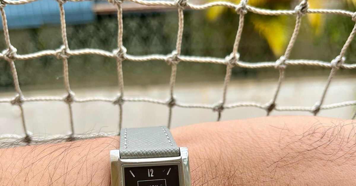 HMT Inox Black IXGL62 | WatchCrunch