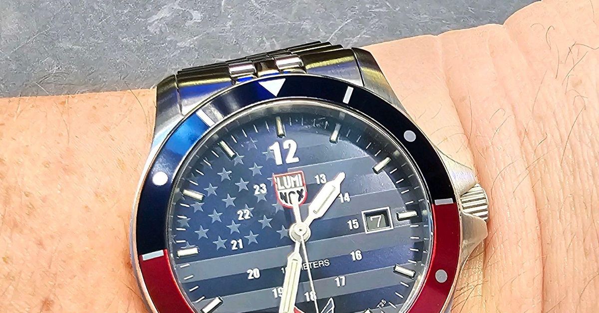 Luminox Volition America Minuteman | WatchCrunch