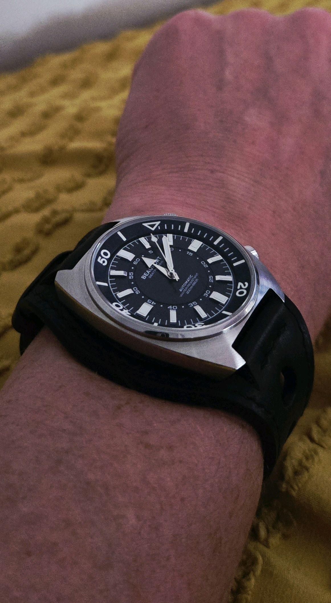 New Bund Strap ALERT! | WatchCrunch