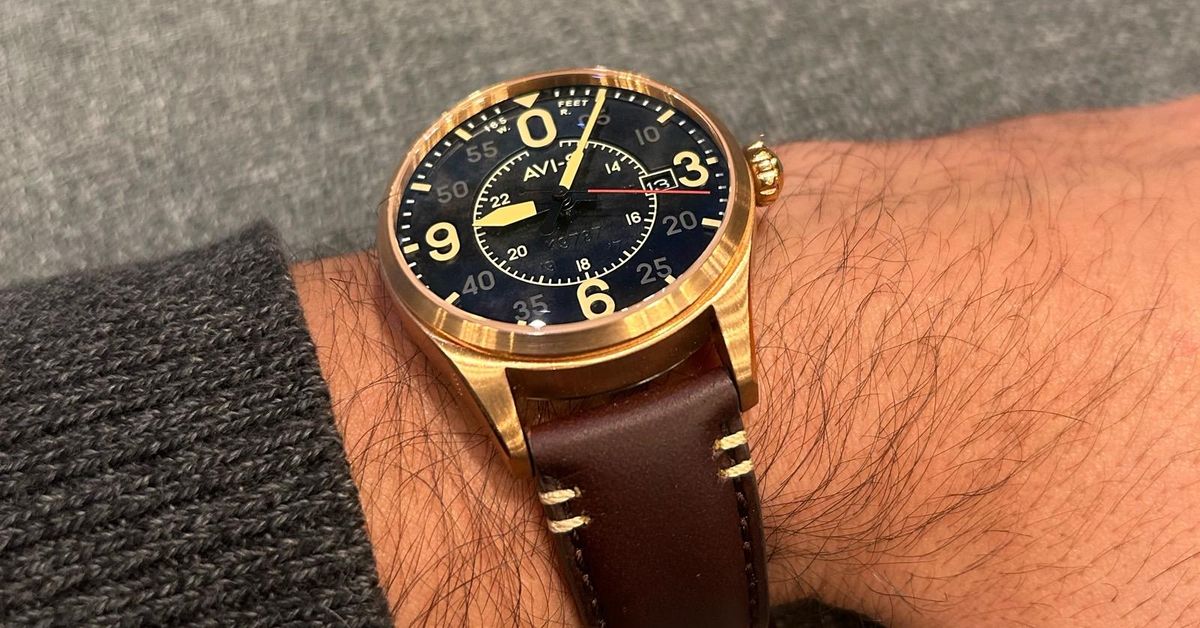 AVI-8 Spitfire Smith Automatic | WatchCrunch