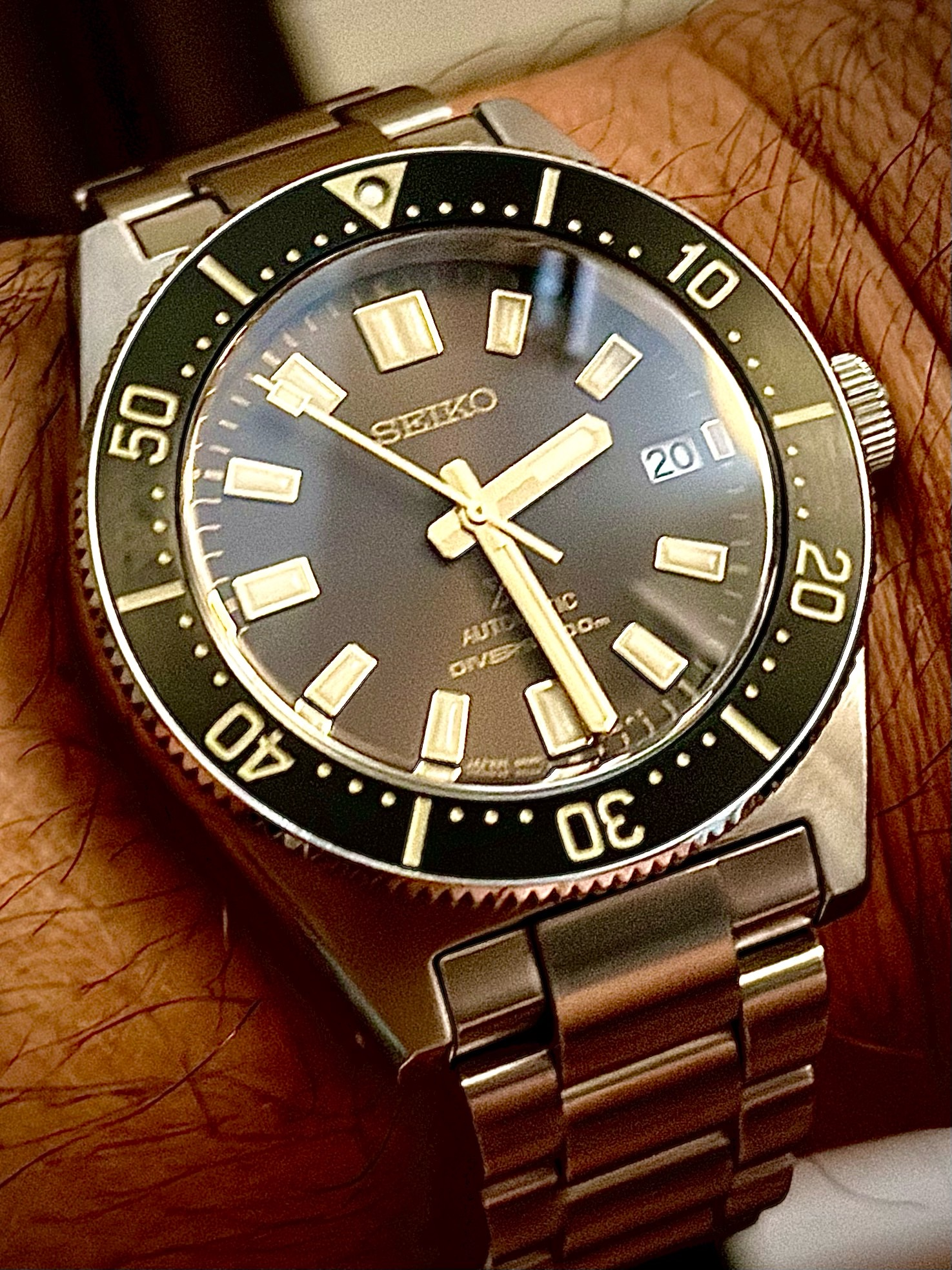 Seiko SPB147 is way better than Tudor BB58 (in bracelet). | WatchCrunch