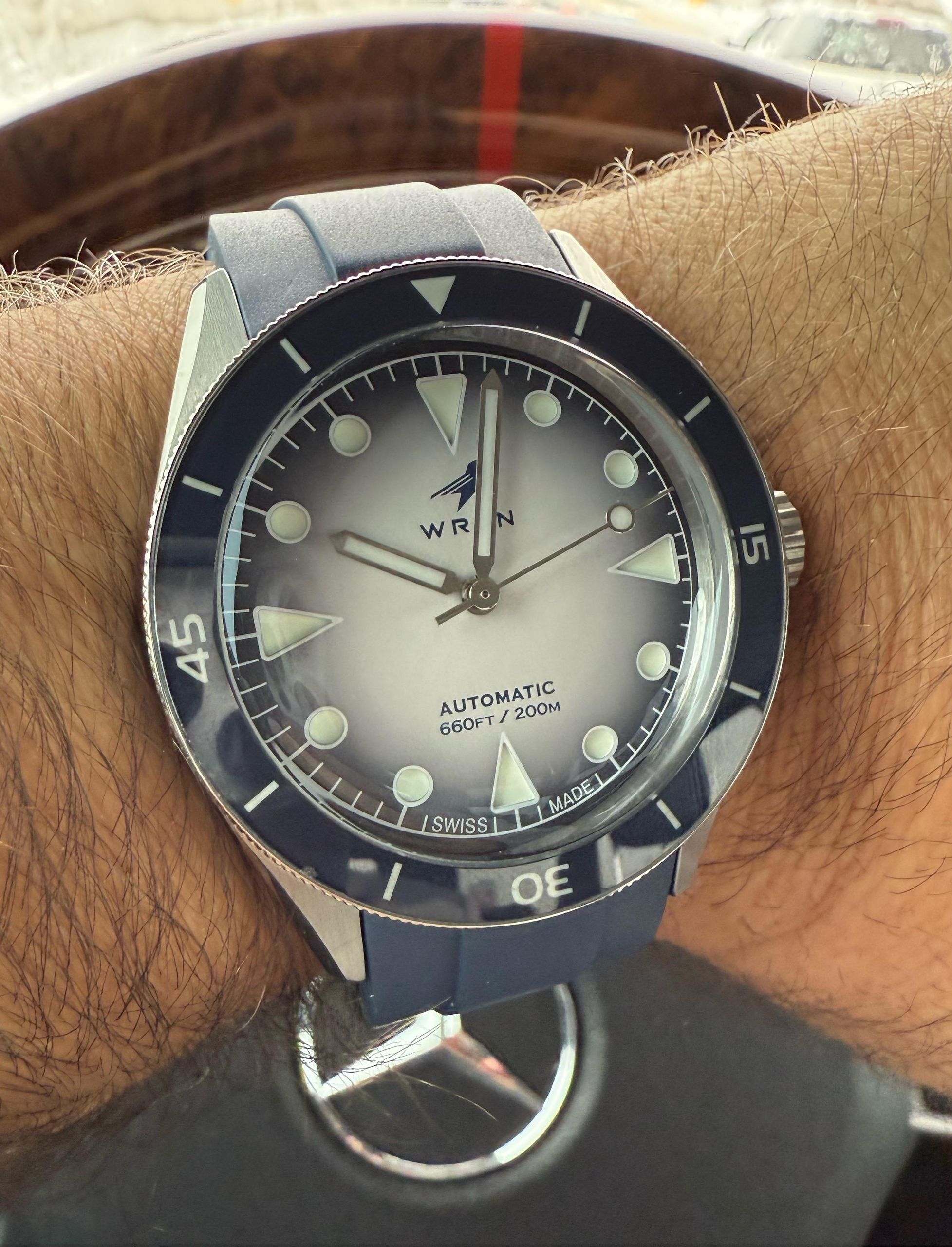 Wren Diver One Snow | WatchCrunch