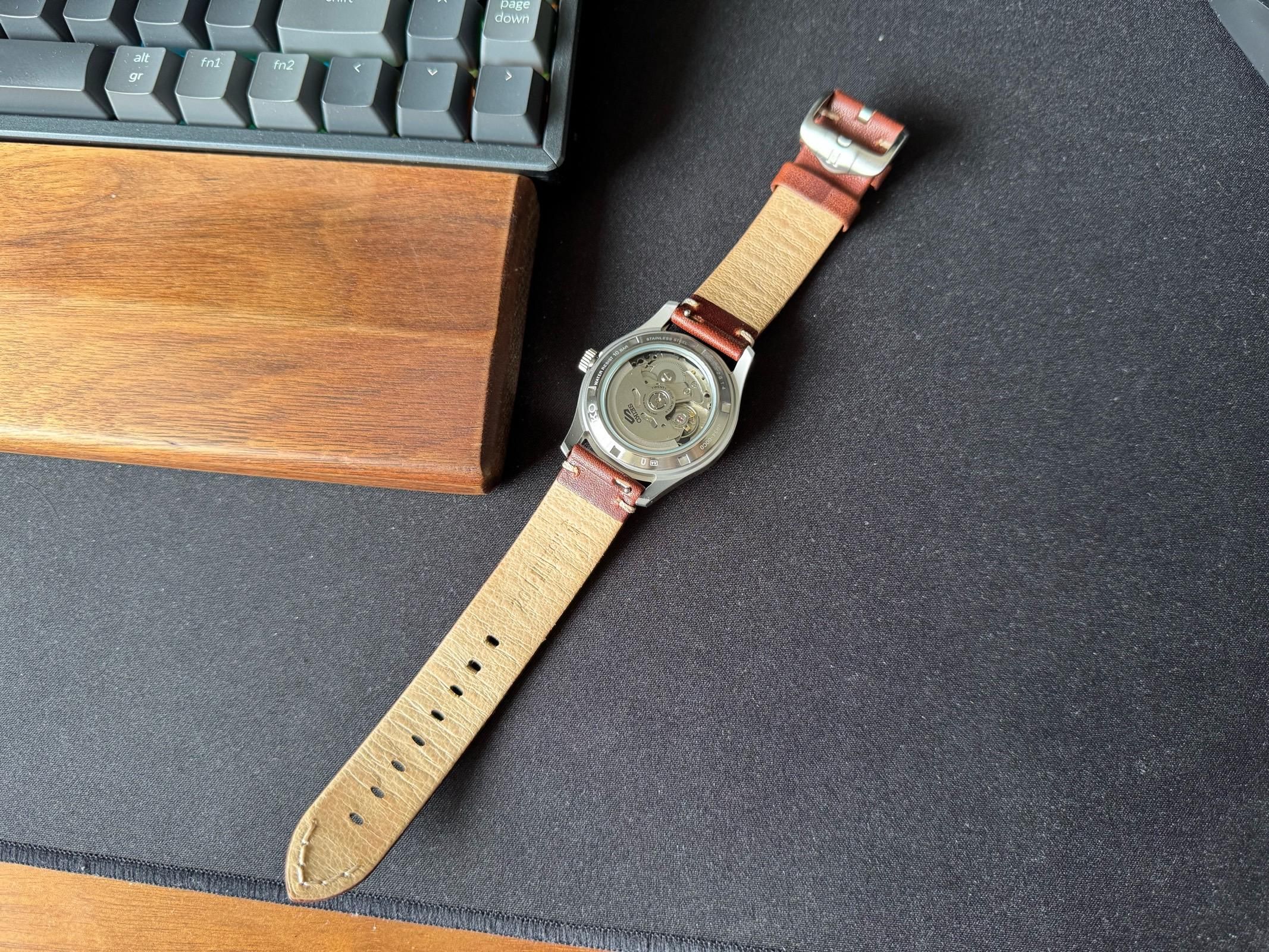 Hirsch leather strap on Seiko SSK023 | WatchCrunch