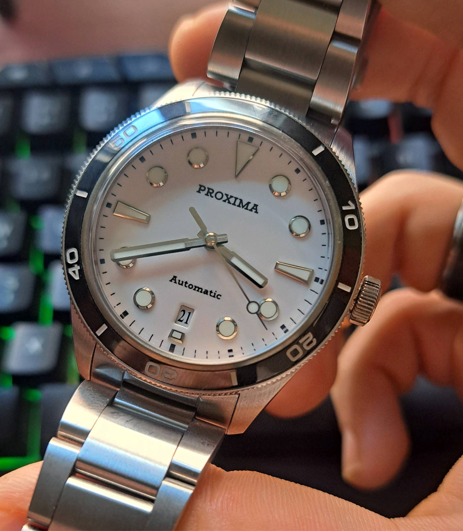 The Best of Ali Express? The Proxima PX1697 Enamel White | WatchCrunch