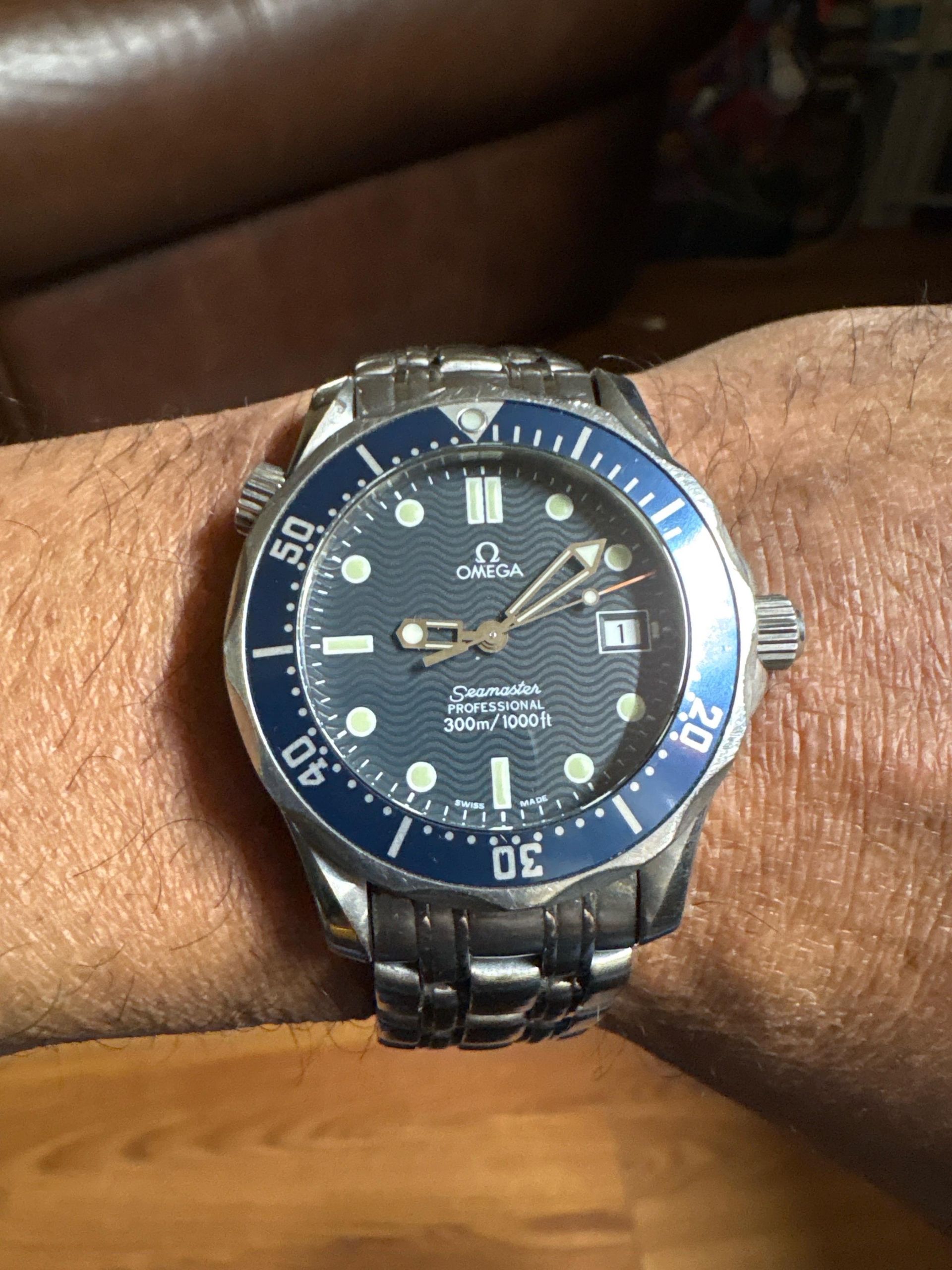 Omega SMP 300 | WatchCrunch