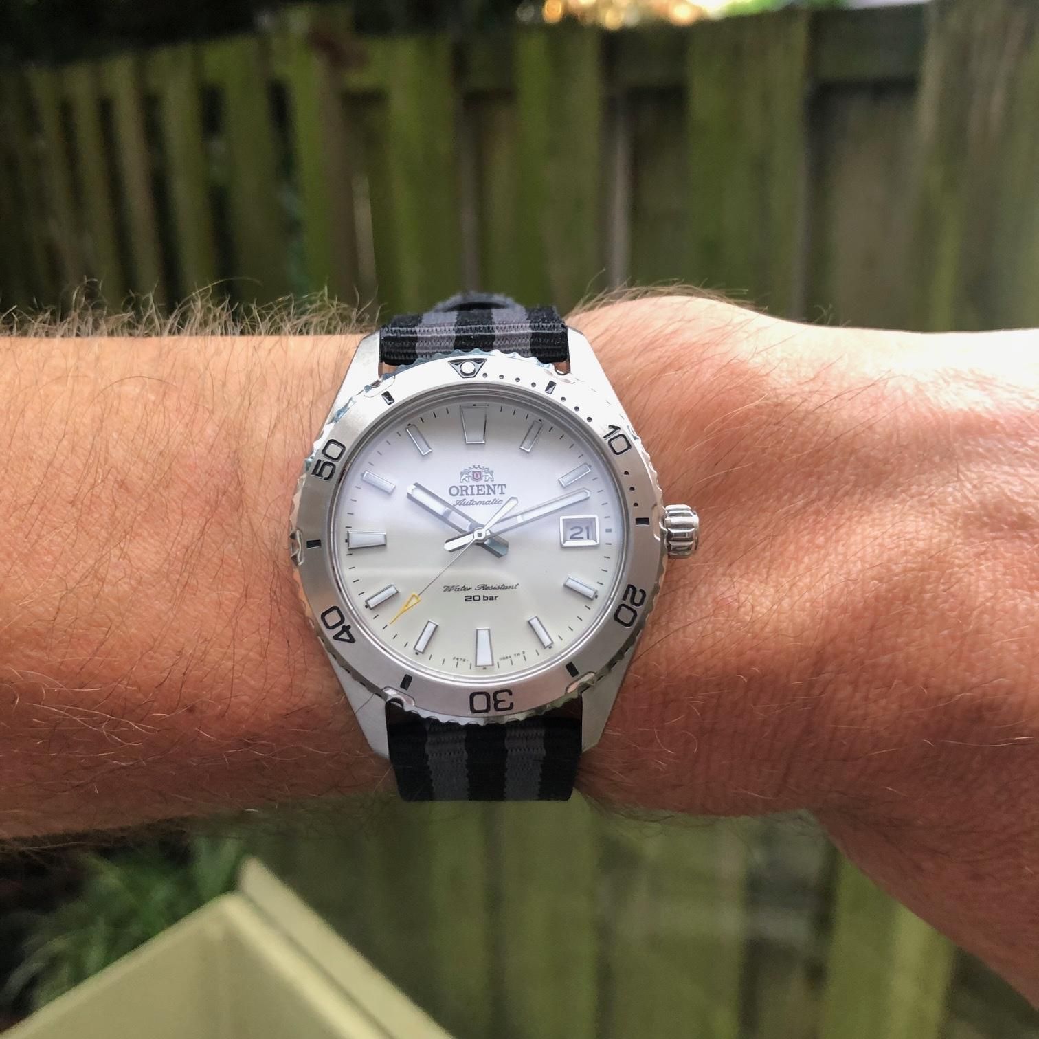Orient Mako 40 - Strap test | WatchCrunch