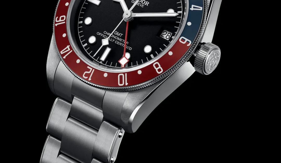 Non-color matched date window, deal breaker? | WatchCrunch