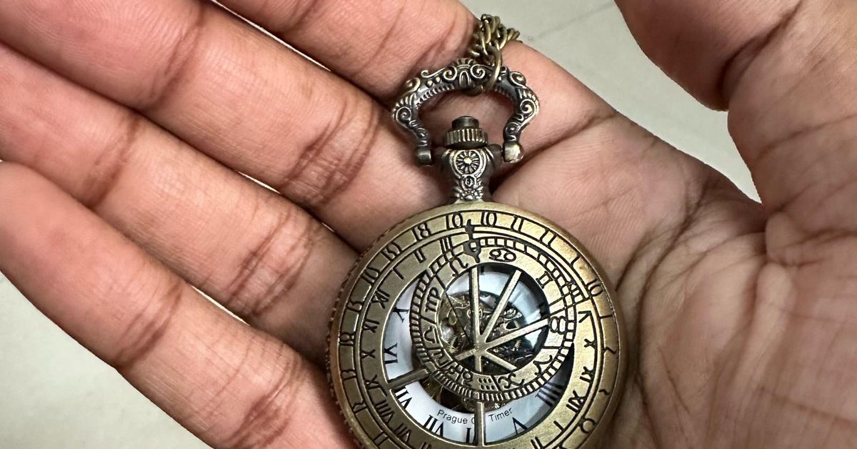 Prague Old Timer Souvenir Pocket Watch | WatchCrunch