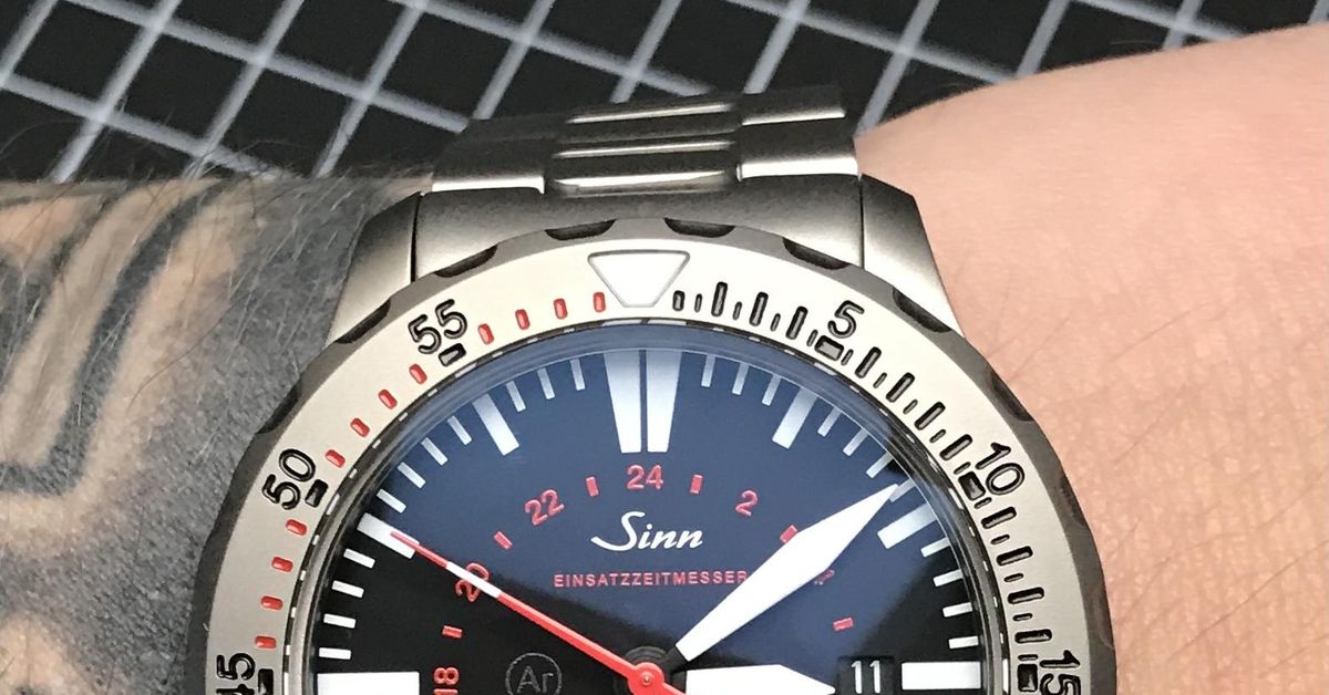 Sinn U2 | WatchCrunch