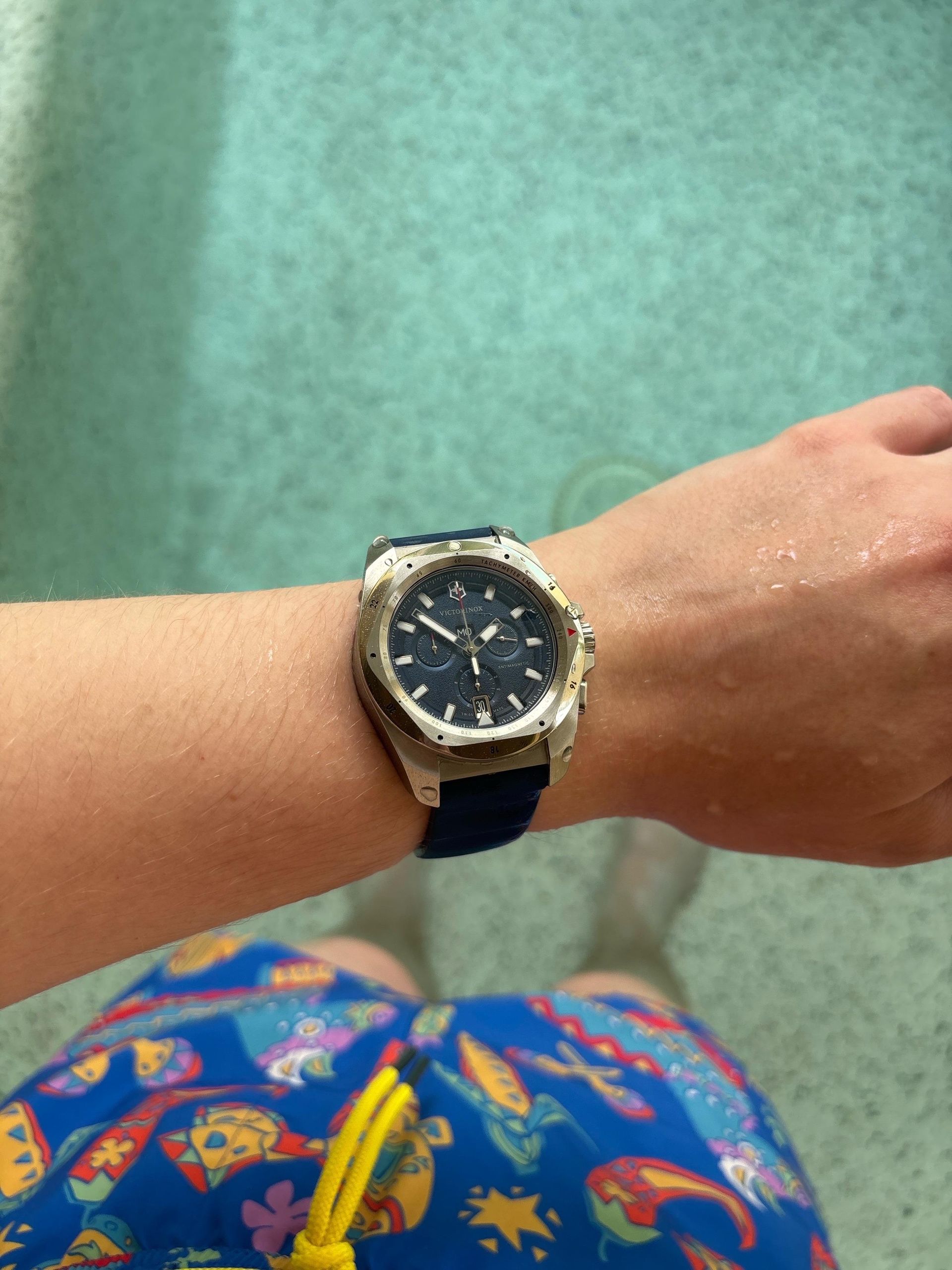 Victorinox Inox Chrono | WatchCrunch