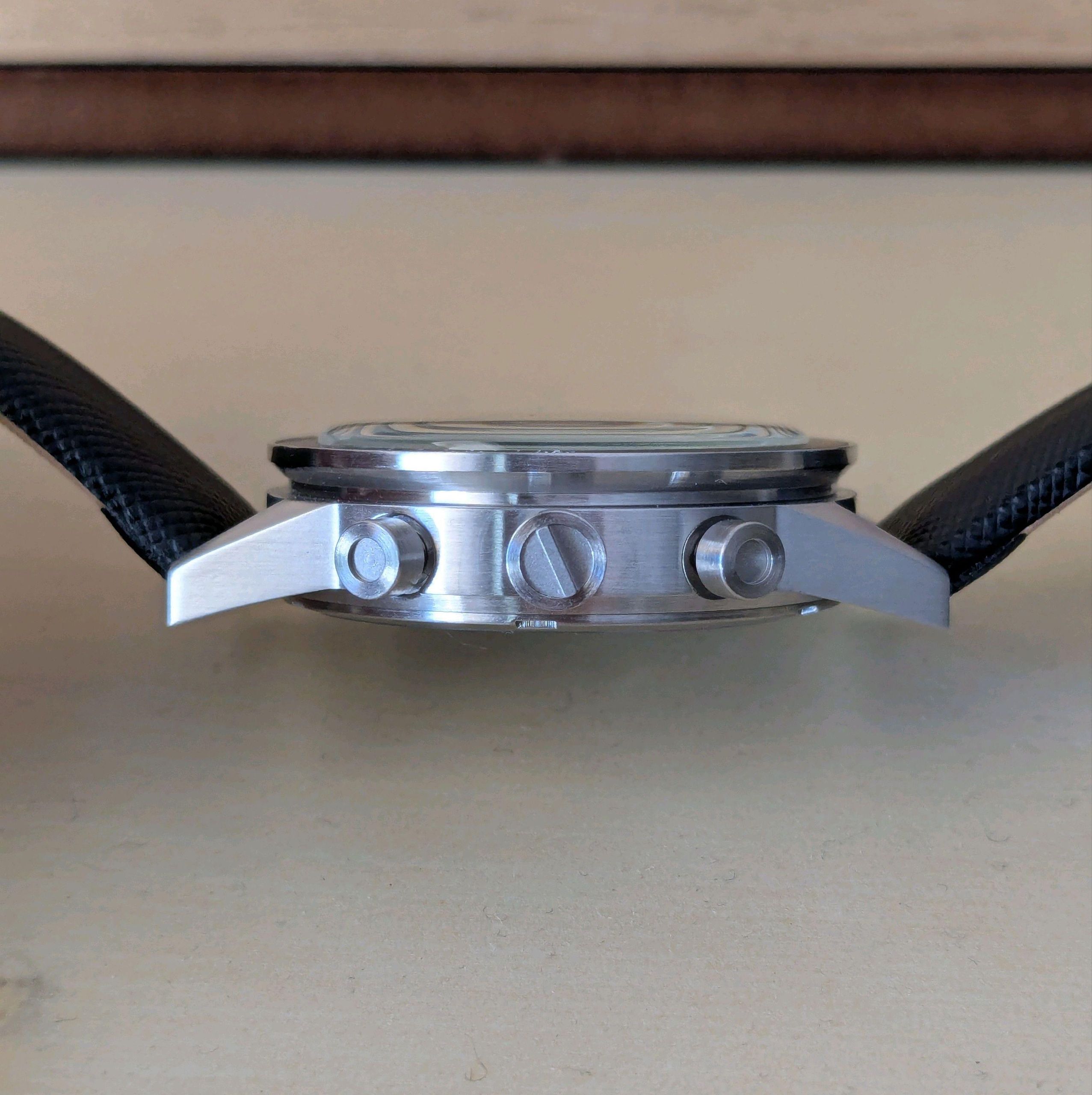 NWA Lima Kronosprinter in Vespa Green | WatchCrunch