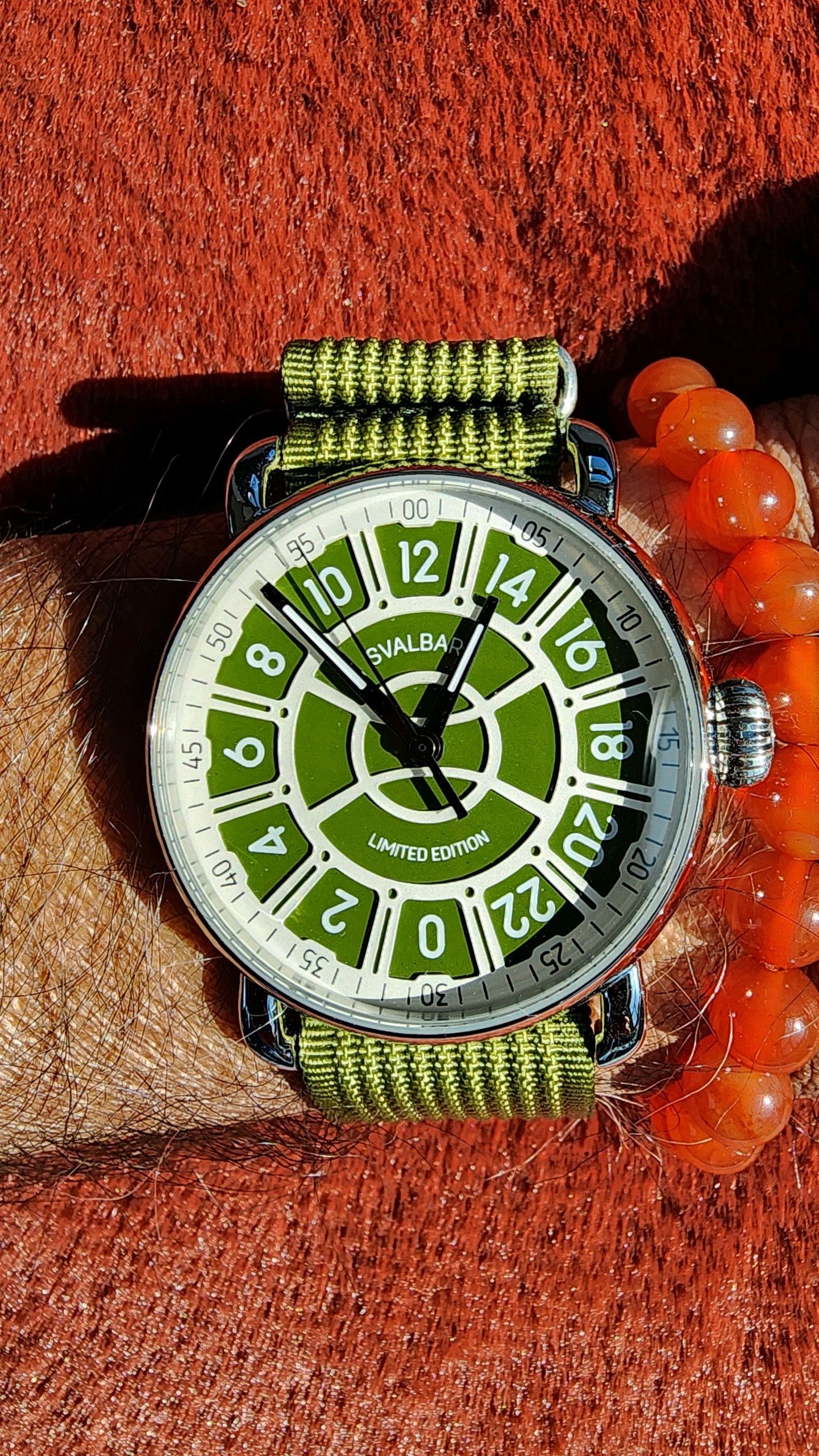 SVALBARD SOLOMON FA22 | WatchCrunch
