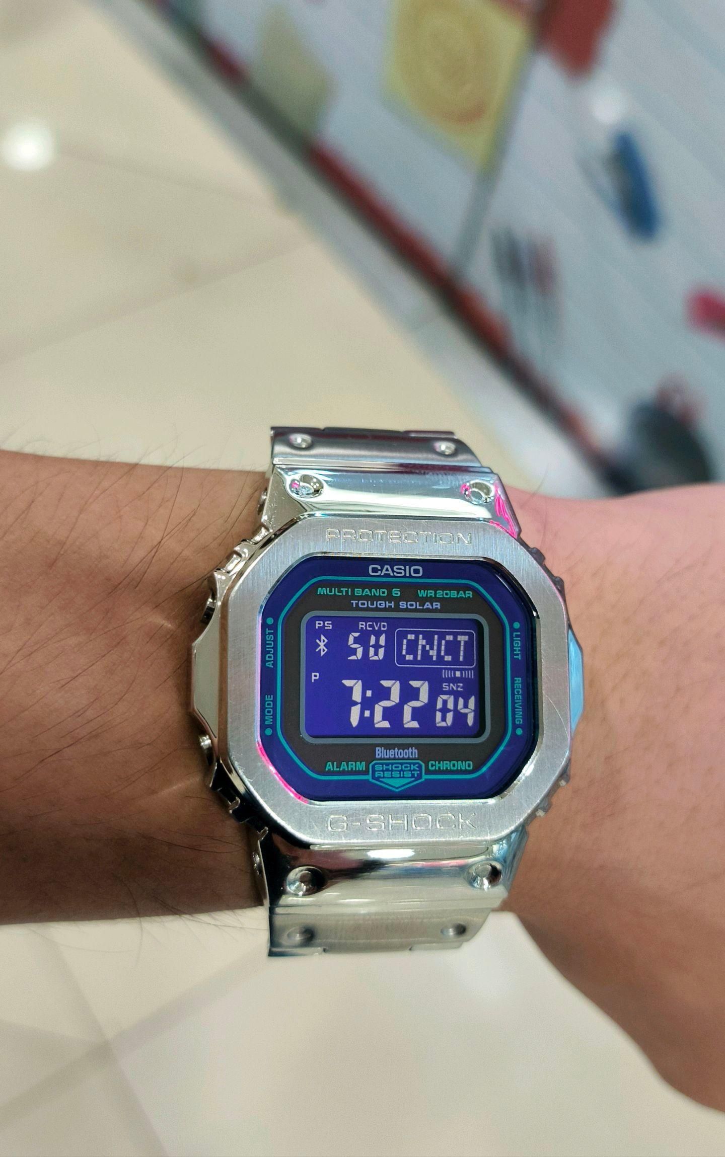 GWB 5600BL | WatchCrunch
