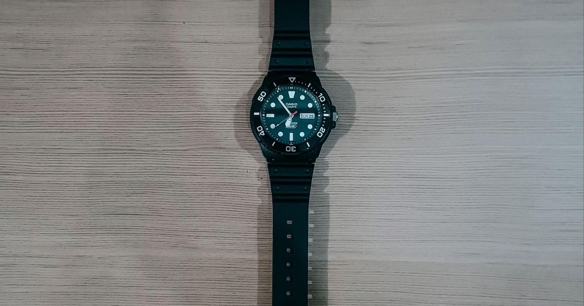 Casio MRW-230H-1E1V | WatchCrunch